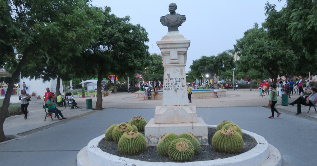 Alexandre Albuquerque Square - Santiago Island | Cape Verde